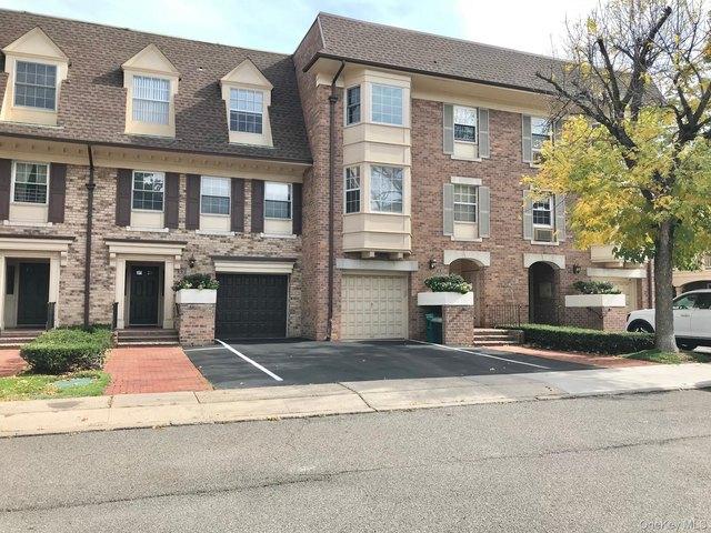 12 31 Robin 1st Ln Unit Triplex, Bayside, NY 11360