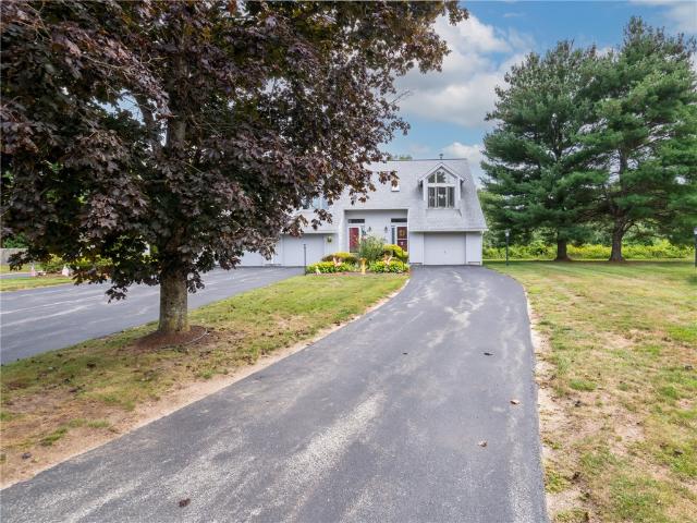 12 Tamarac Drive D