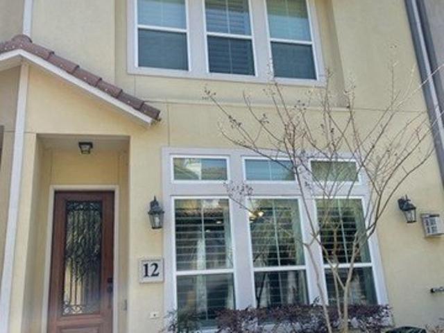12 Tassia Ln Unit 12, Houston, TX 77058