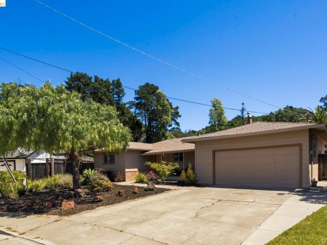 12 Teakwood Ct