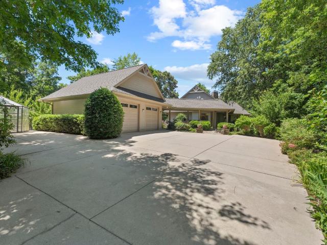 12 Terra Trace Way
