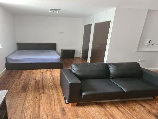 12 The Old Post Office, 4 Bishop Street, Leicester LE1, Studio to rent, £725 pcm | PrimeLocation