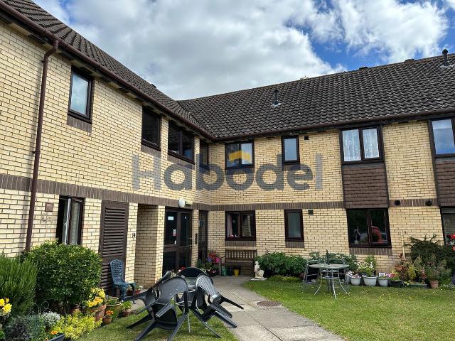 12 The Paddocks, Martlesham Heath, Ipswich IP5, Studio to rent, £695 pcm | PrimeLocation