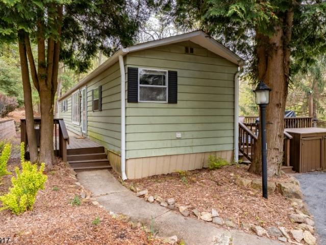12 Timbercroft Rd