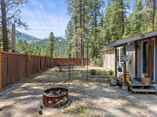 12 Timberline Dr
