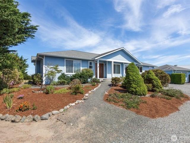 12 Tulip Ln, Sequim, WA 98382