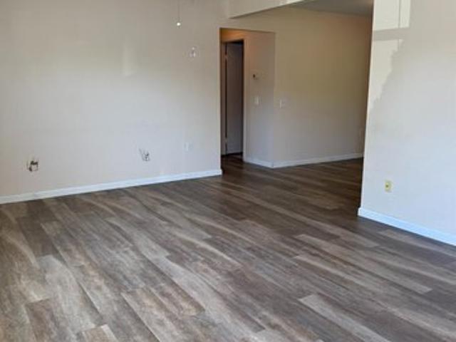 12 Utah Dr Apt A, Old Bridge, NJ 07747