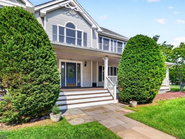12 Van Fleet Rd