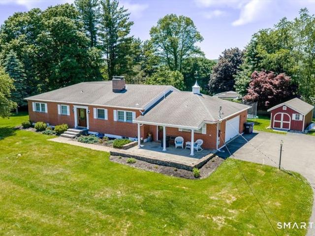 12 Valley View Rd, Newtown, CT 06470