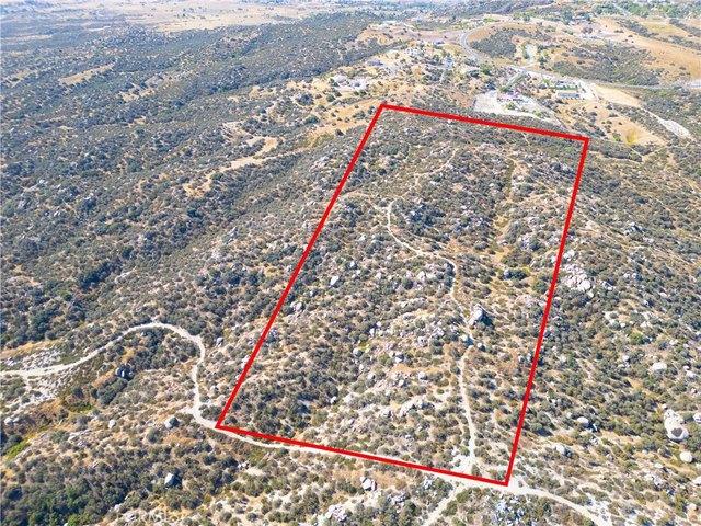 12 Venus Dr, Nuevo, CA 92567