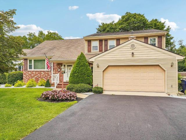 12 Vickers Ave