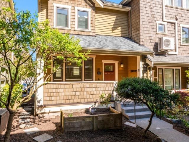 12 W Etruria Street # C