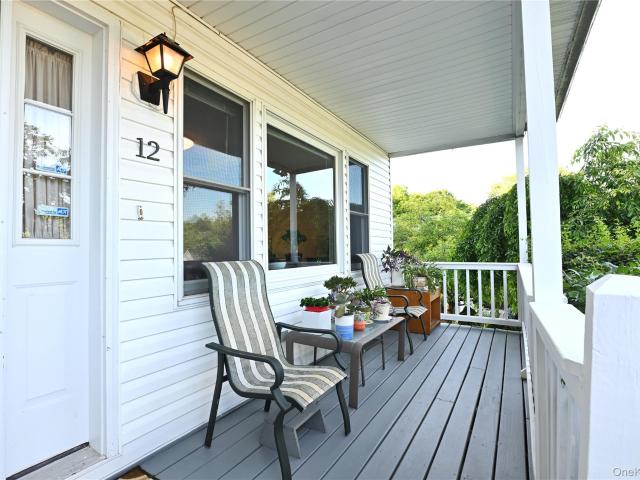 12 Walnut Lane