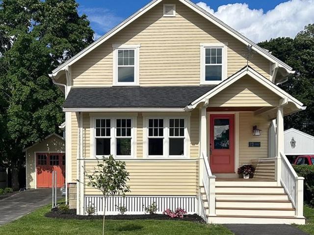 12 Walnut St, South Portland, ME 04106