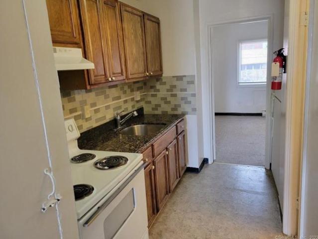 12 Washington St #100 New Britain, CT 06051