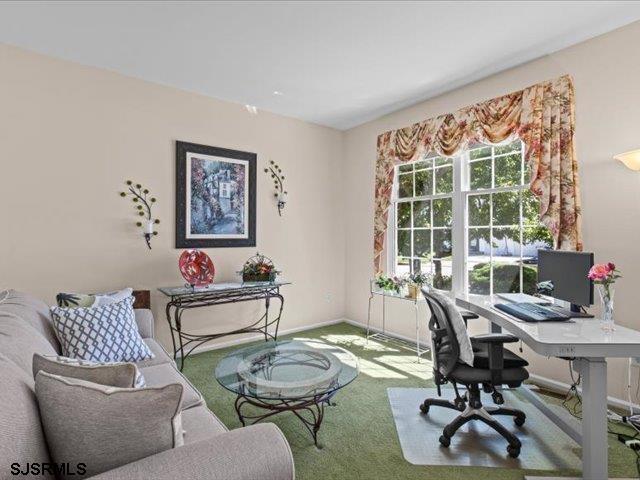 12 Whitford Dr