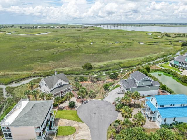 12 Windjammer Court