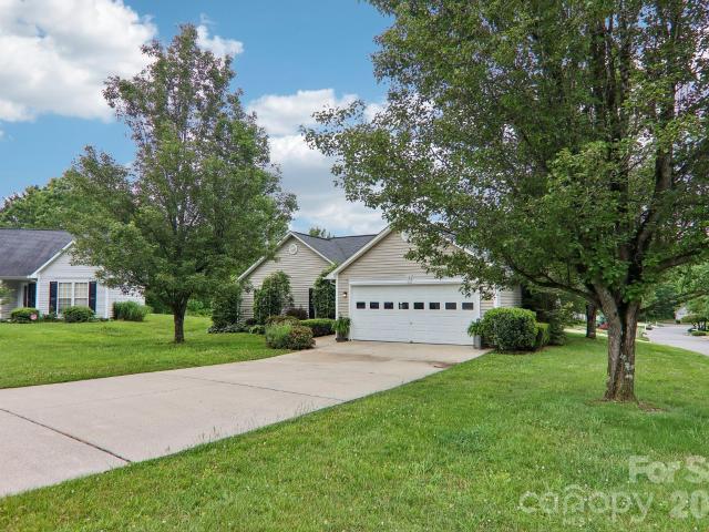 12 Wineberry Court