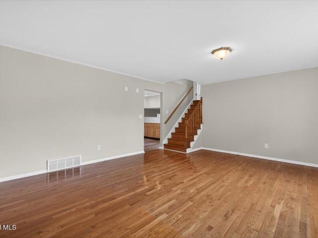 12 Winifred Drive