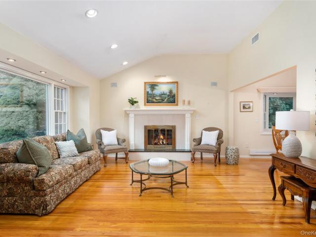 12 William Penn Drive