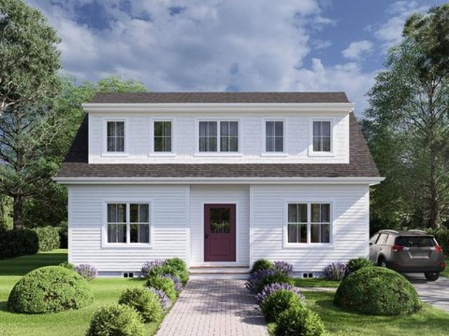 12 Wilson Ave, Wells, ME 04090