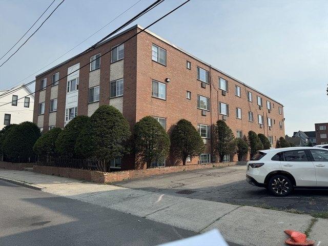 12 Woodland St Apt 22, Everett, MA 02149