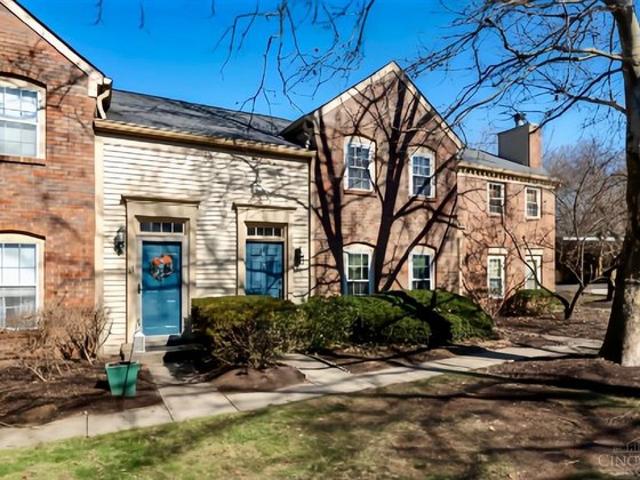 12 Woodsview Ln Unit 12, Sharonville, OH 45241