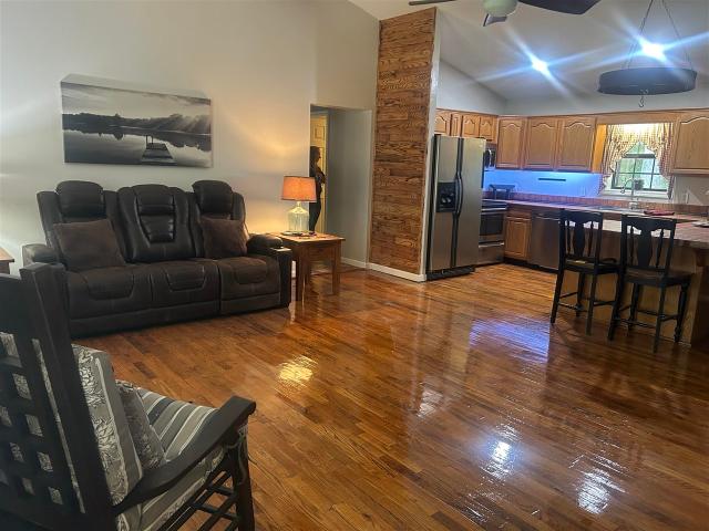 12 Yacht Club Drive