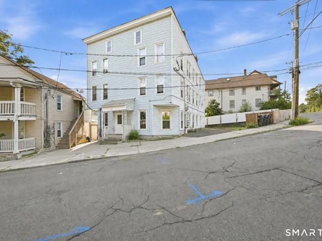 12 Aetna St, Naugatuck, CT 06770