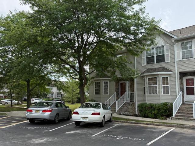12 Ashley Court