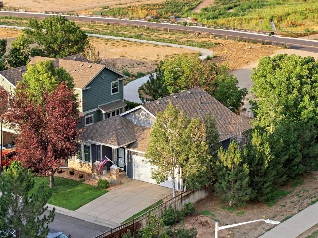 12 Apache Plume Street