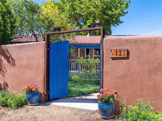 12 Apache Ridge Road