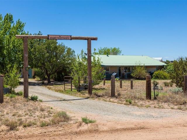 12 Arroyo Trl, Santa Fe, NM 87508