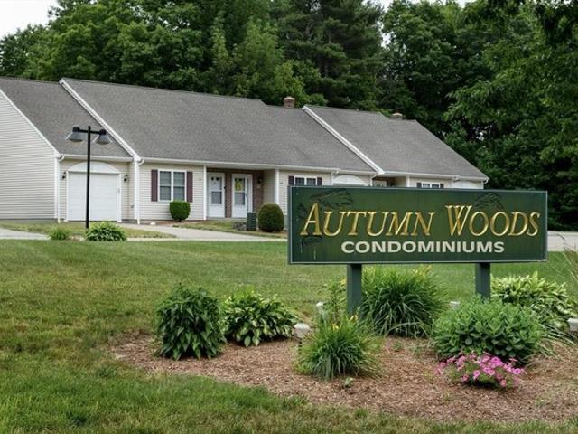12 Autumn Woods Dr Unit 12, Rutland, MA 01543