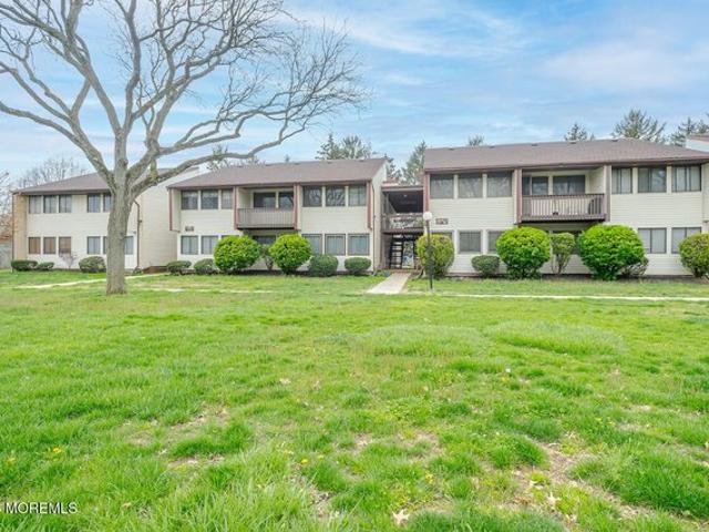 12 Avon Dr Unit J, East Windsor, NJ 08520