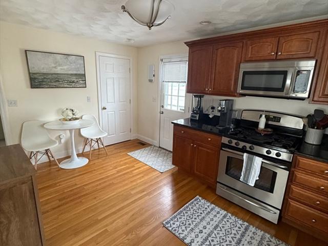 12 B Chester Rd, Unit B, North Reading, MA 01864 | MLS #73484 | Compass