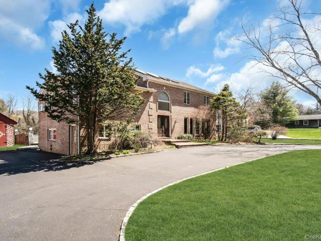 12 Bagatelle Road