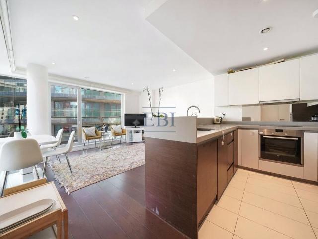 12 Baltimore Wharf, London, E14 2 bed apartment to rent £3,300 pcm £762 pw
