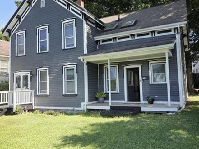 12 Ball St, Hoosick Falls, NY 12090