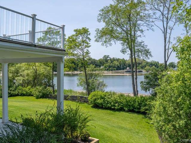 12 Barbara Ln, Glen Cove, NY 11542 | MLS #869457