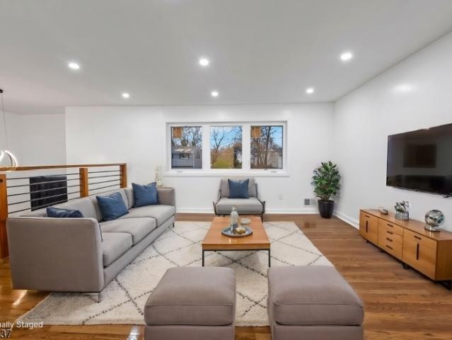 12 Barker Rd