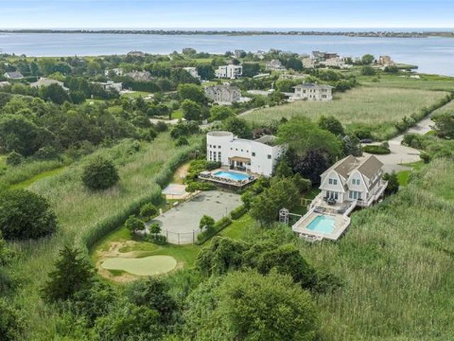 12 Bay Meadow Ln, Westhampton, NY 11977