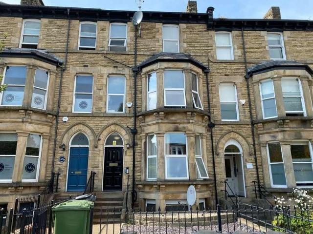 12 bed house for sale