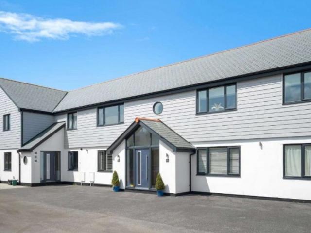 12 bedroom block of apartments for sale