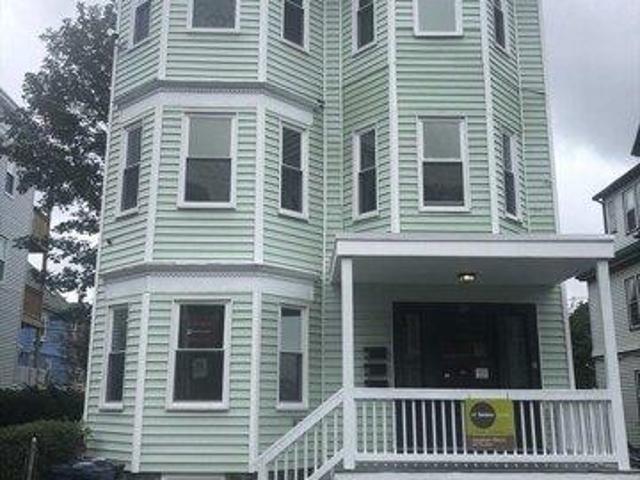 12 bedroom, Boston MA 02124 104719835