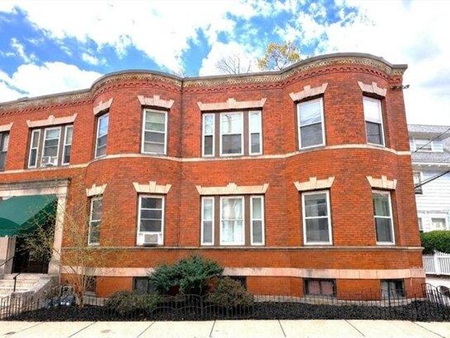 12 bedroom, Boston MA 02135 104835623