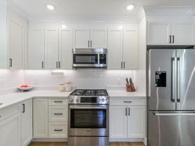 12 bedroom, Boston MA 02135 105082436