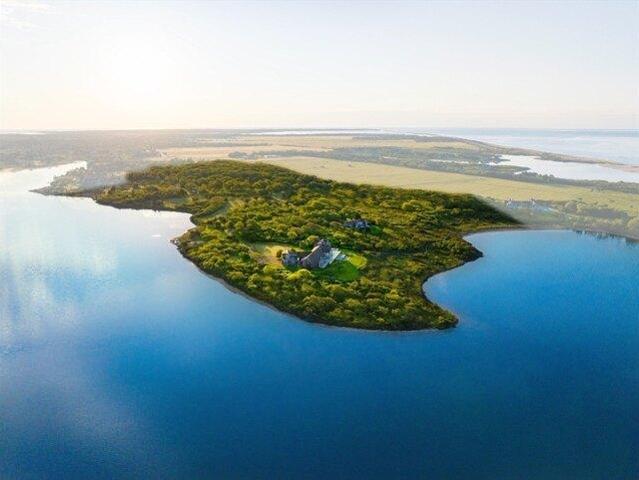 12 bedroom, Edgartown MA 02539 104351763