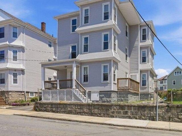 12 bedroom, Fall River MA 02723 102668528