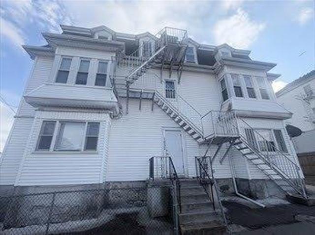 12 bedroom, Fall River MA 02724 104788271